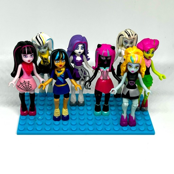 Mega Bloks | Toys | Monster High Mega Bloks Figures Set Of 8 | Poshmark
